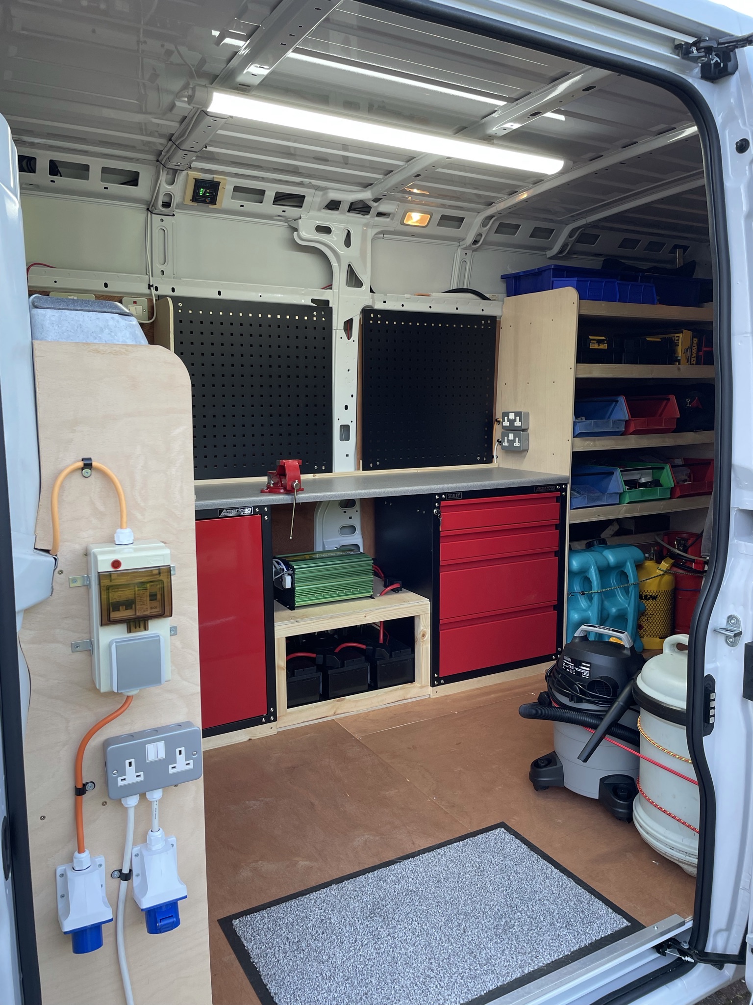 Mobile Caravan, Motorhome and Campervan Services